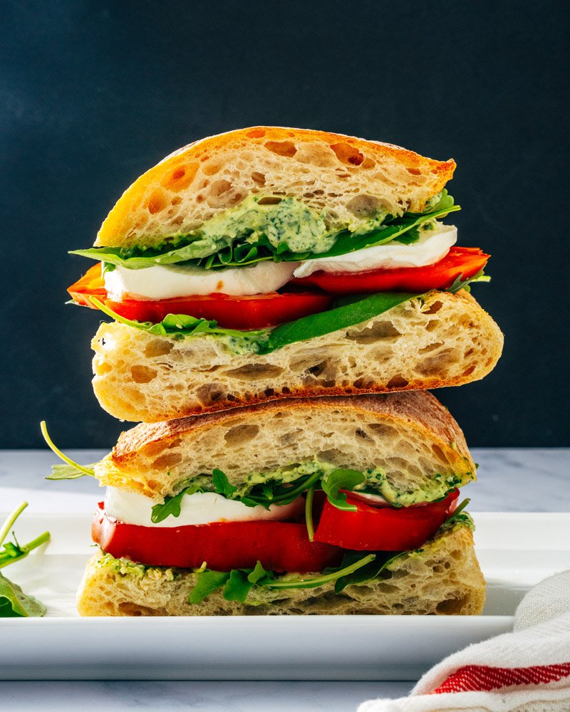 Sándwich Caprese - Oh-asis